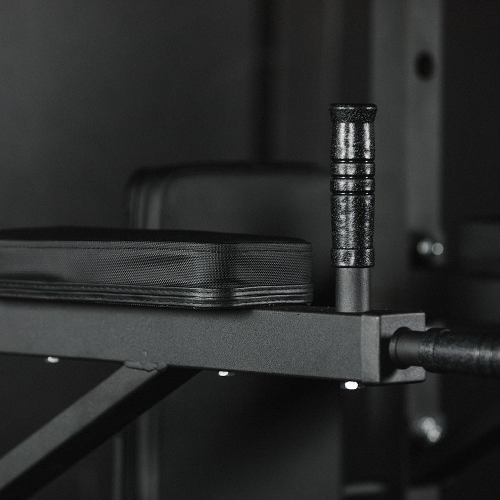 Scratch and Dent, Power Tower With Bench – Titan Fitness