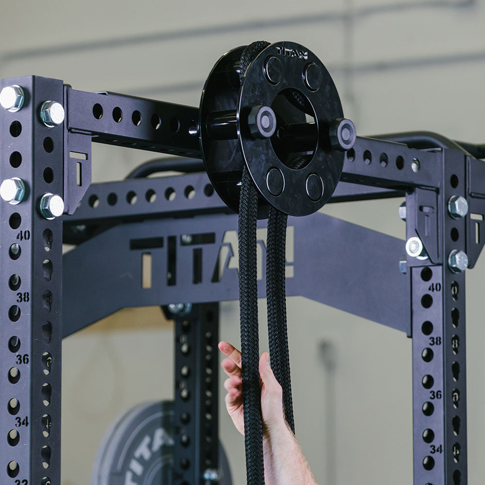 Scratch and Dent, Rack Mounted Infinity Rope Pulley System | Titan Fitness