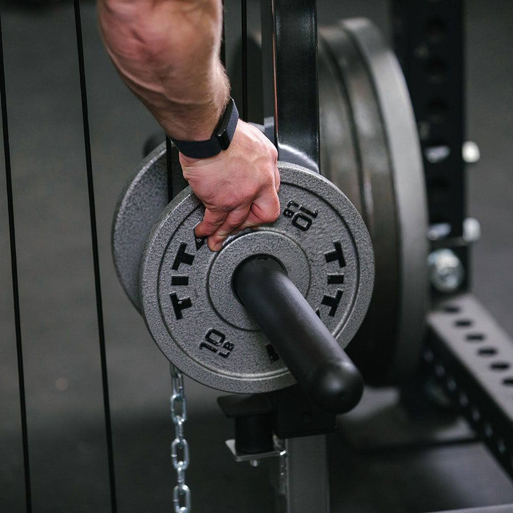 9" Olympic Adapter Sleeve - Pair | Titan Fitness