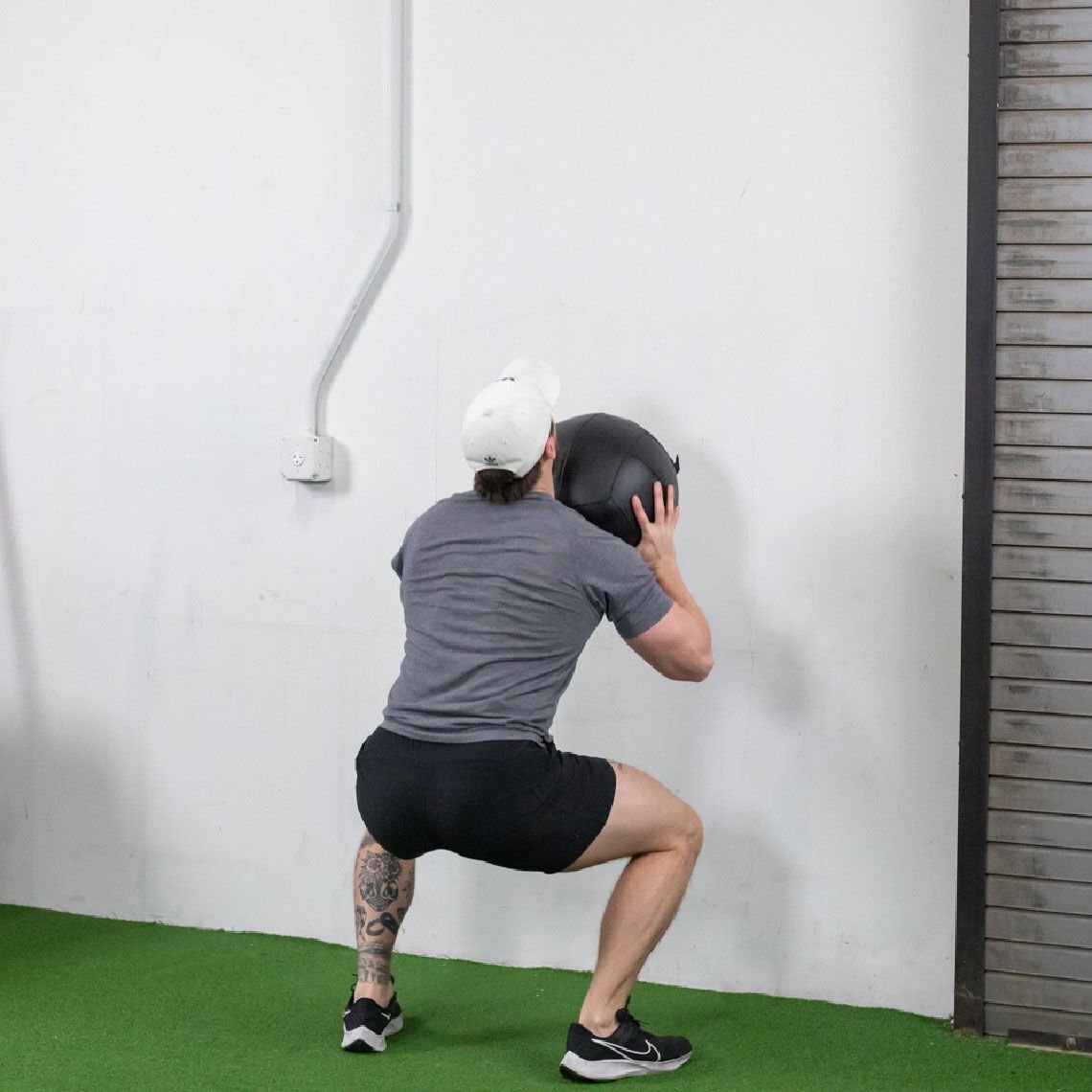 Composite Wall Balls – Titan Fitness